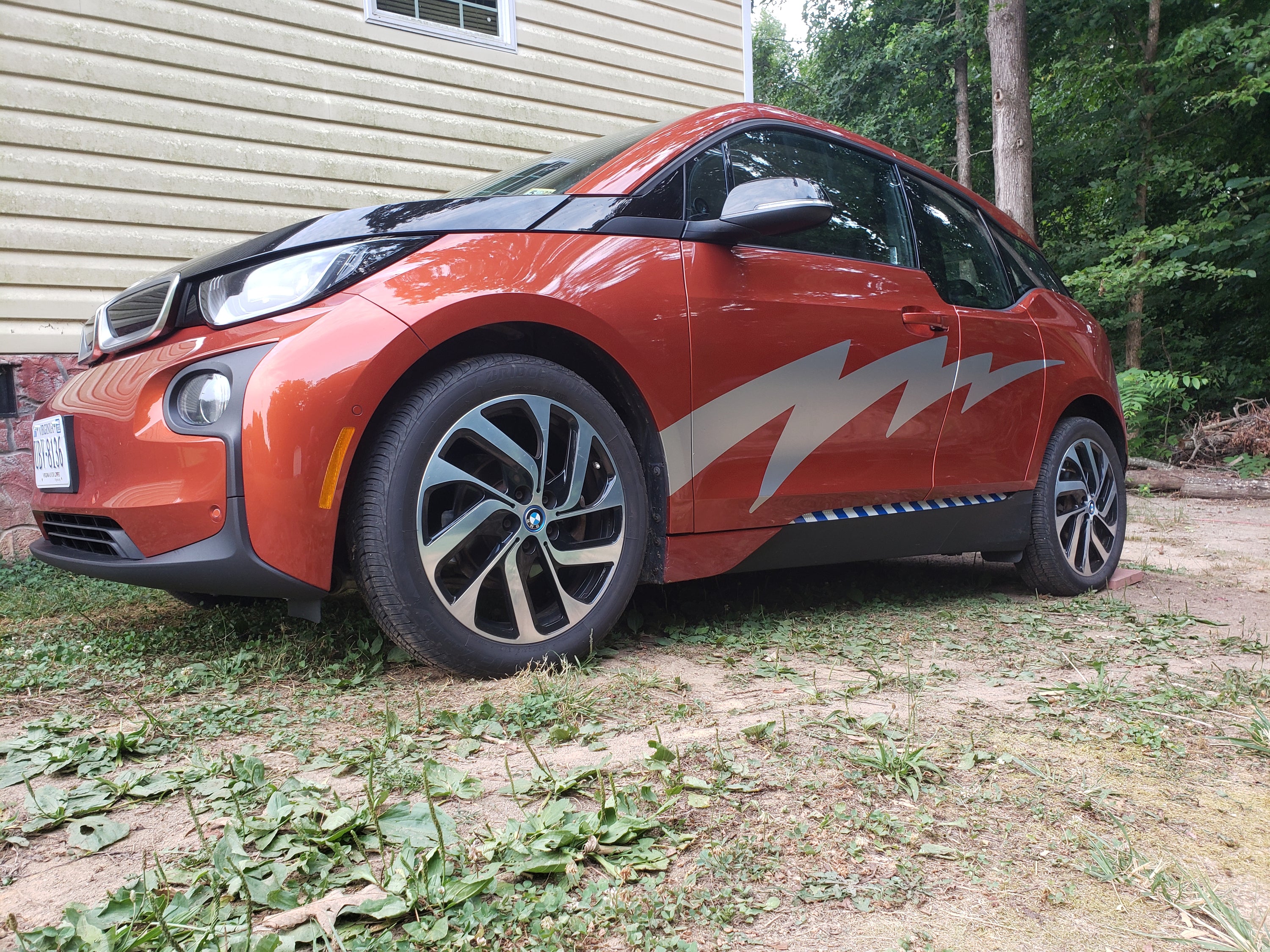 Lightning Bolt Vinyl Graphics on BMW I Car | Xtreme Digital GraphiX